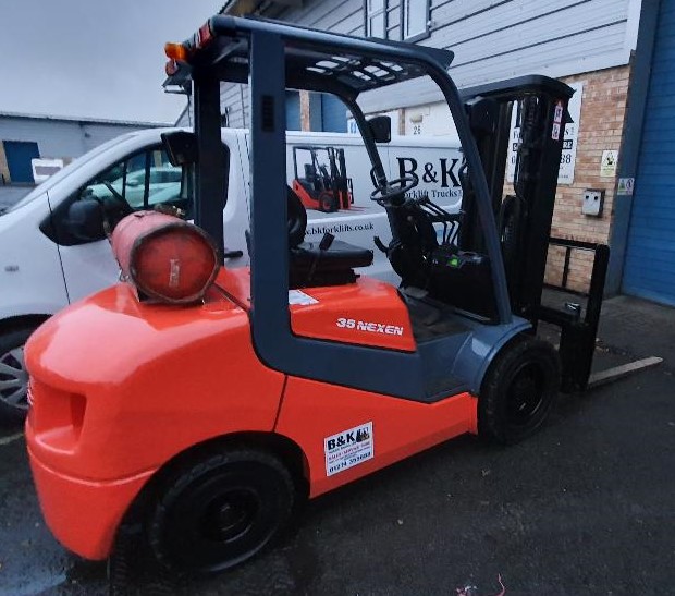 B & K Forklift Trucks – B&K Forklift Trucks Ltd
